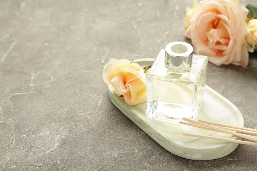 Perbedaan Top Notes, Middle Notes, dan Base Notes Parfum - Maklon ...