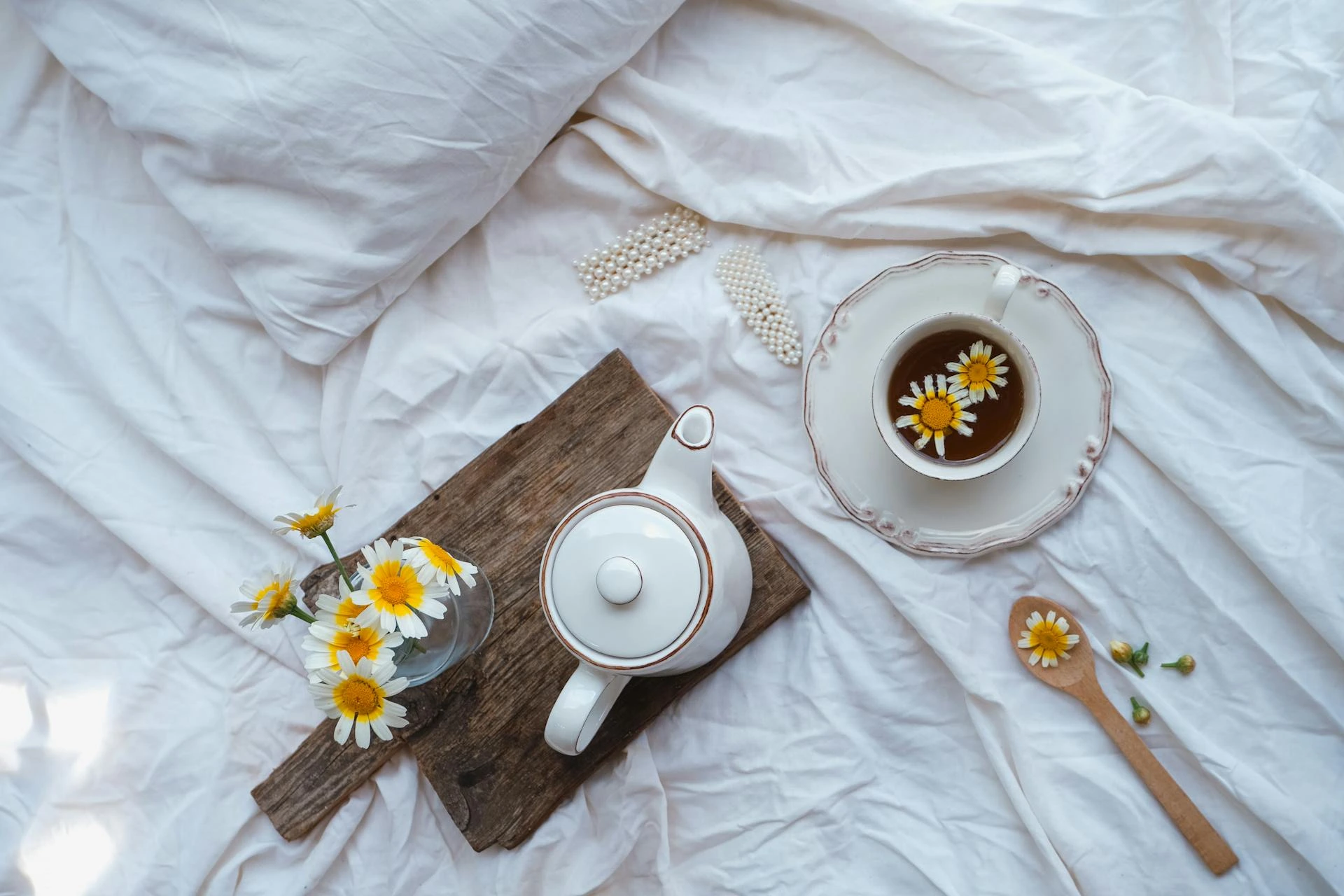 Jadi Primadona, Inilah 5 Manfaat Ekstrak Bunga Chamomile! - Maklon ...